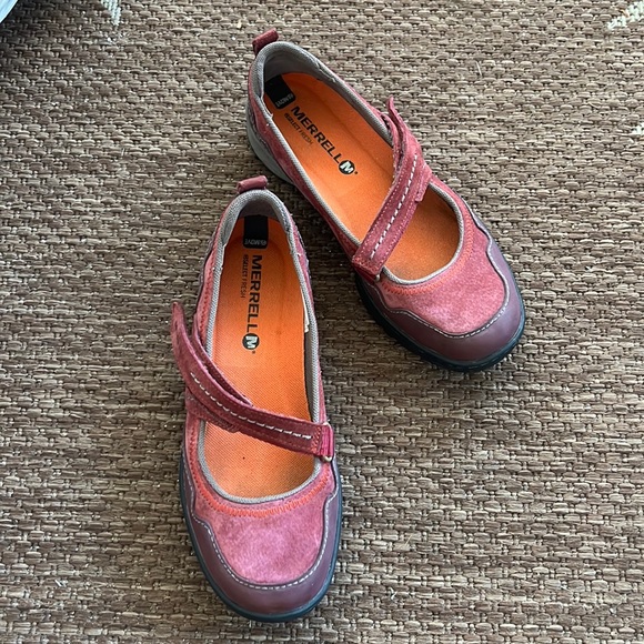 Merrell | Shoes | Merrell Mary Janes Zinfandel Suede Outdoor ...